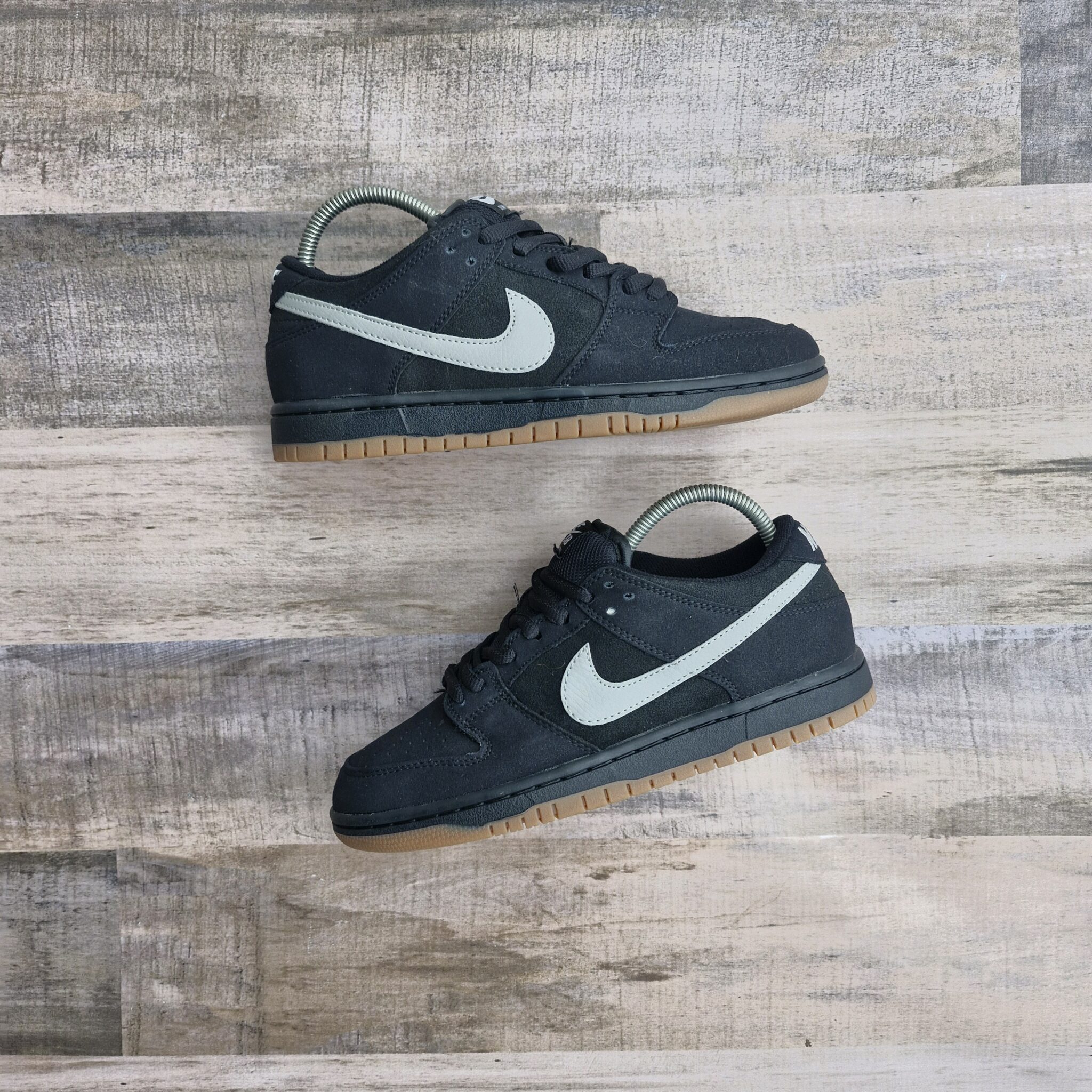 Nike Sb Dunk Low Pro Negra y Gris - Dnordicos